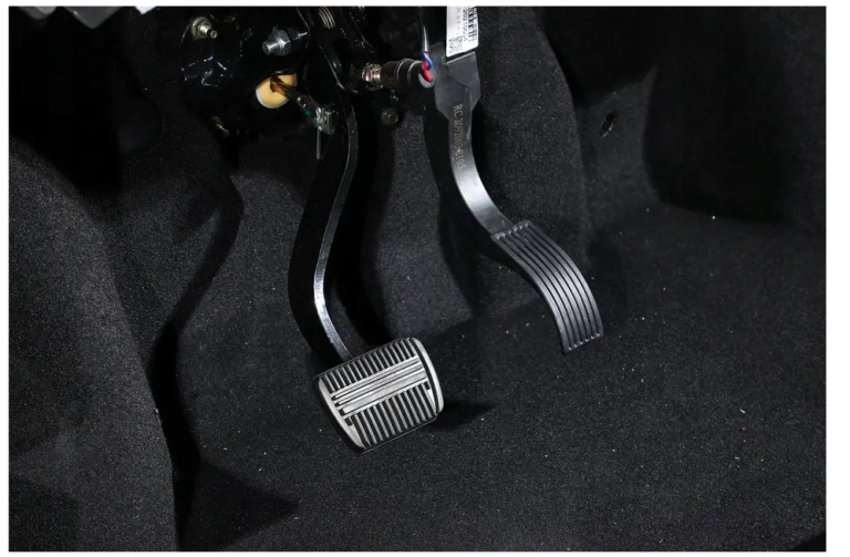 SAMOCHÓD ELEKTRYCZNY SARINI M1 LUQI 3000W 72AH100AH LiMPO4 kolor biały ...