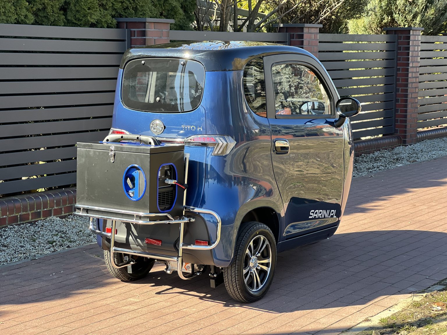 SKUTERY 3-KOŁOWE ELEKTRYCZNE SARINI (L2E) - Salon 2 kółka