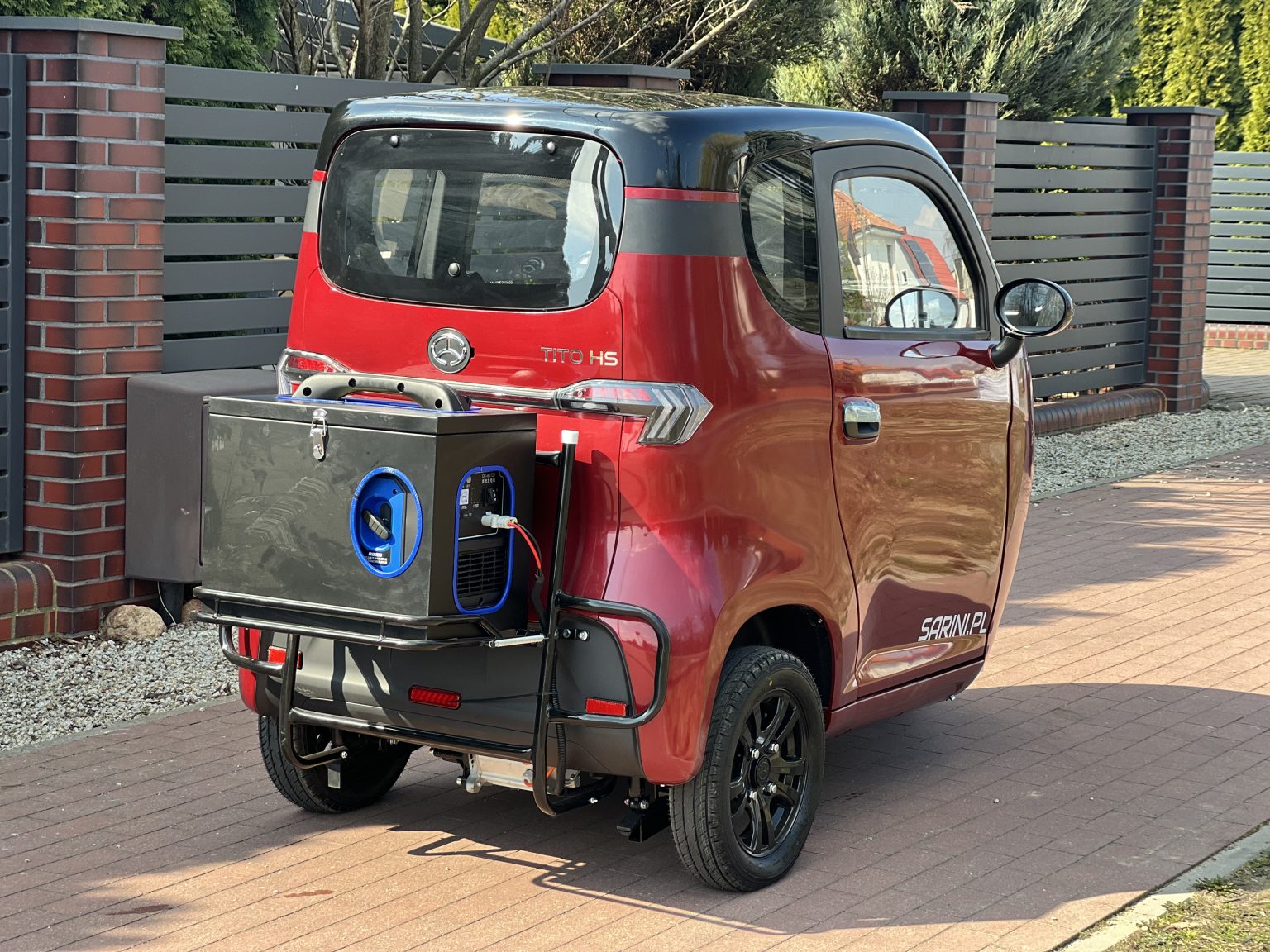 SKUTERY 3-KOŁOWE ELEKTRYCZNE SARINI (L2E) - Salon 2 kółka